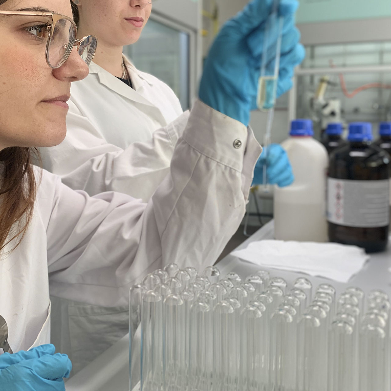 Commercial APIs - Chemelectiva